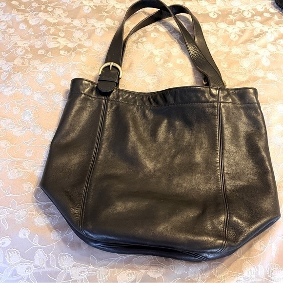 Coach | Bags | Vintage Xl Black Leather Coach Purse | Poshmark